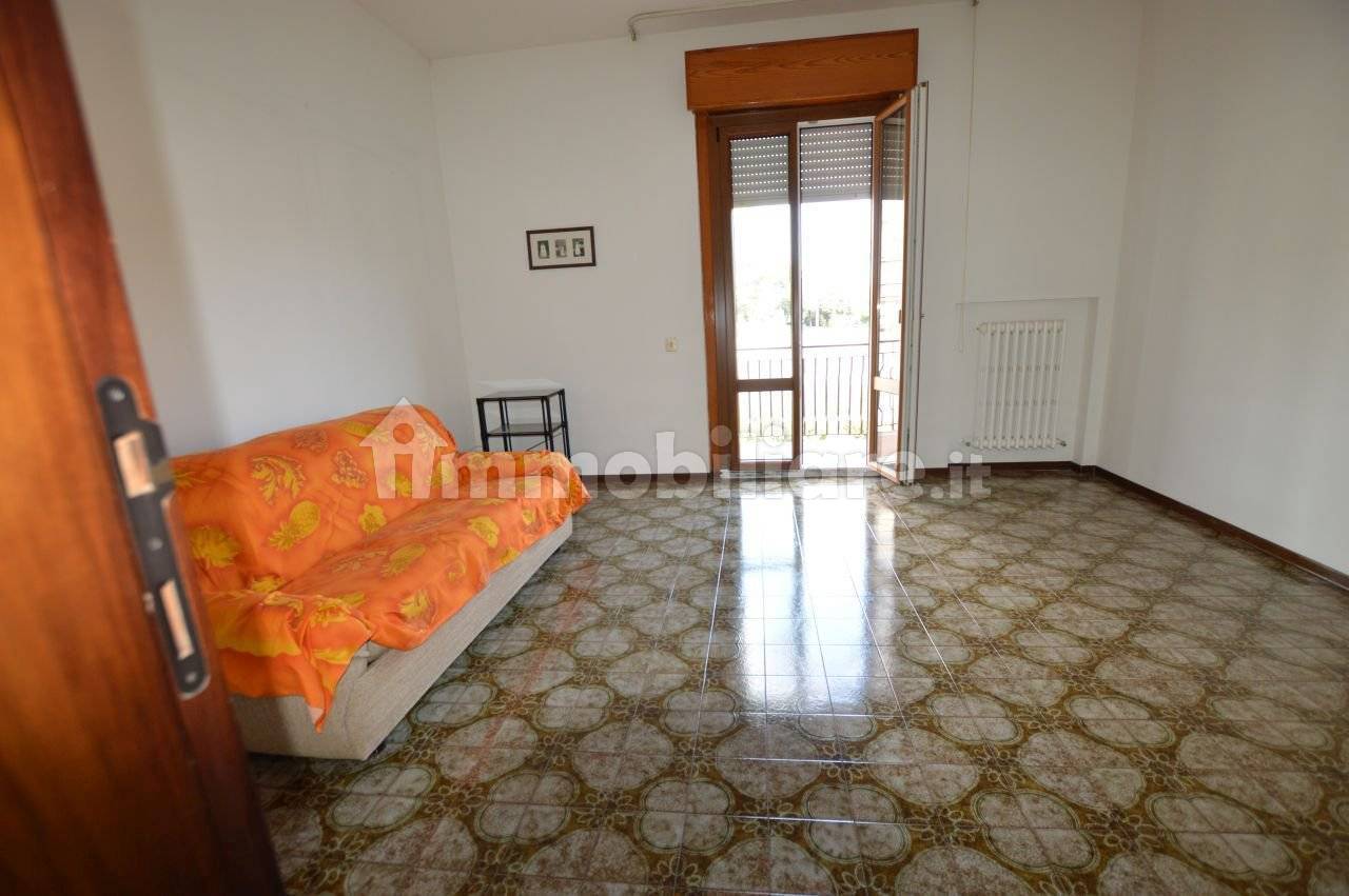 Appartamento via 20 Luglio, Gallodoro - Prato, Jesi