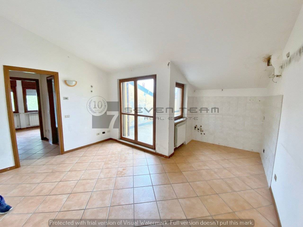 Bilocale buono stato, secondo piano, Centro, Comazzo