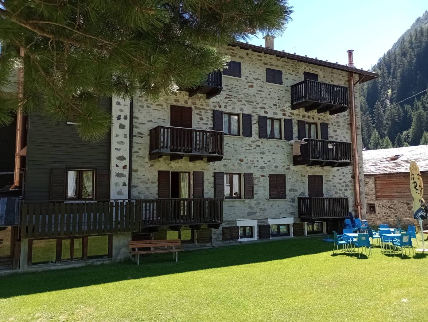 Bilocale Chiareggio, Chiareggio, Chiesa in Valmalenco