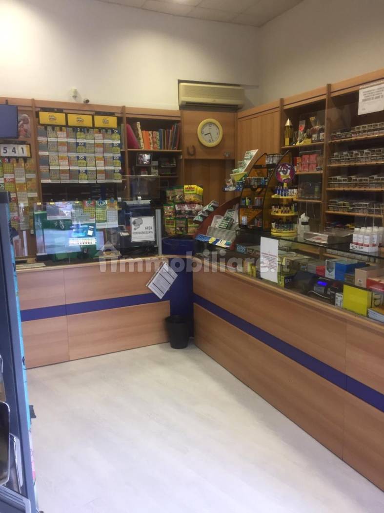 Tabaccheria in Vendita