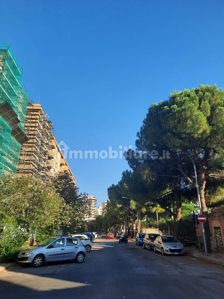 Quadrilocale via Monte San Calogero 1, Strasburgo - Belgio, Palermo