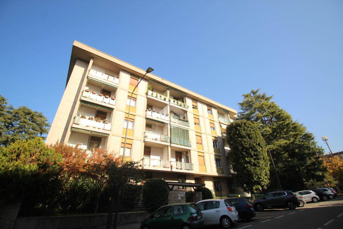Quadrilocale via Rocca d'Anfo 2, Via Veneto - Borgo Trento, Brescia