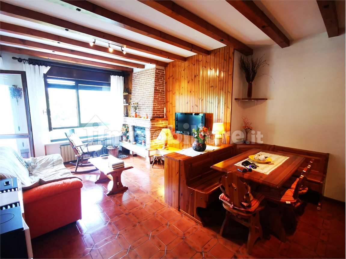 Trilocale via Tonalli di Sotto 14, Maggio, Cremeno