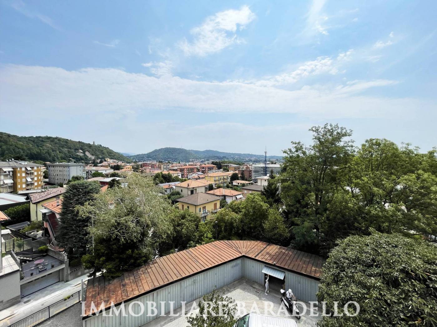 Trilocale via Aurelio Cassiodoro 15, Camerlata - Rebbio, Como