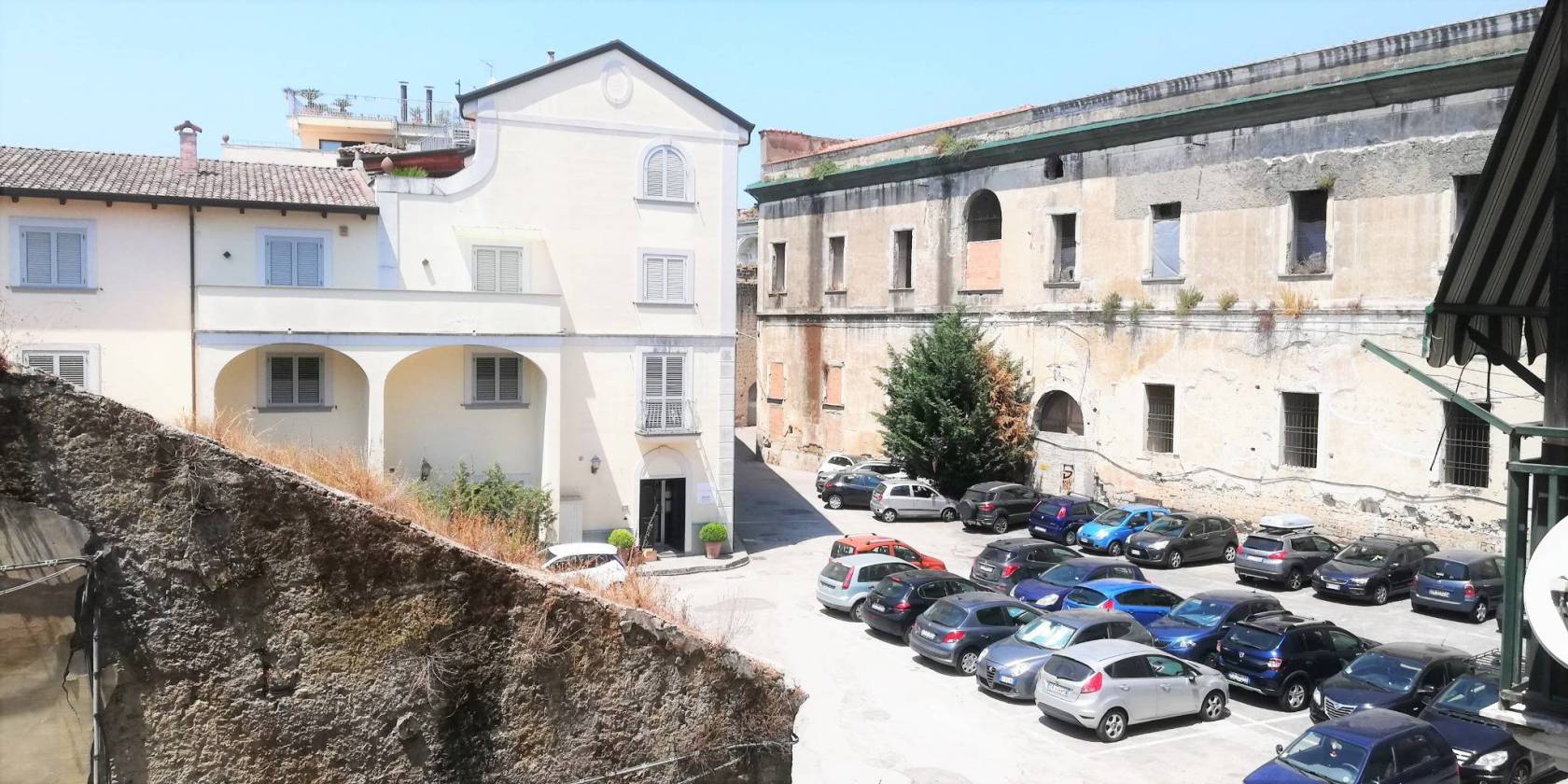 Trilocale via Ludovico Abenavolo 35, Aversa