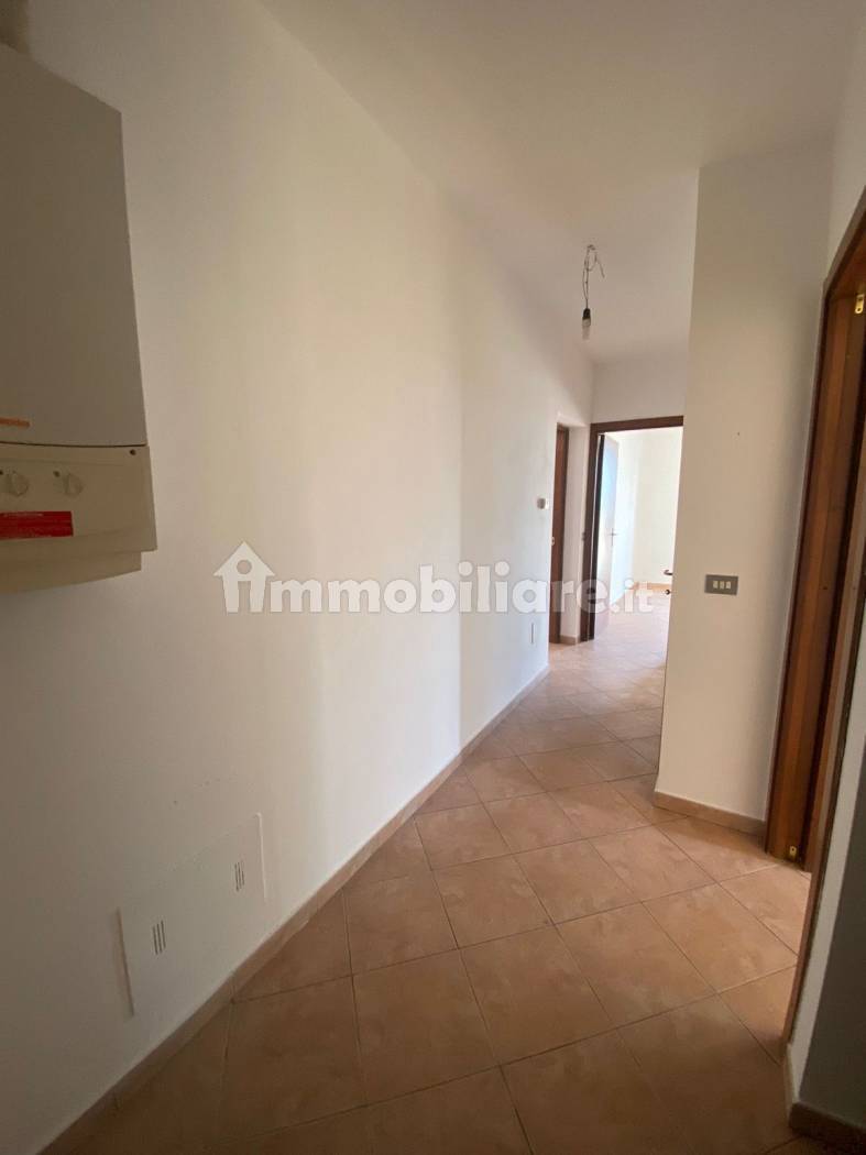 Trilocale via Giuseppe Garibaldi, Centro, Viadana