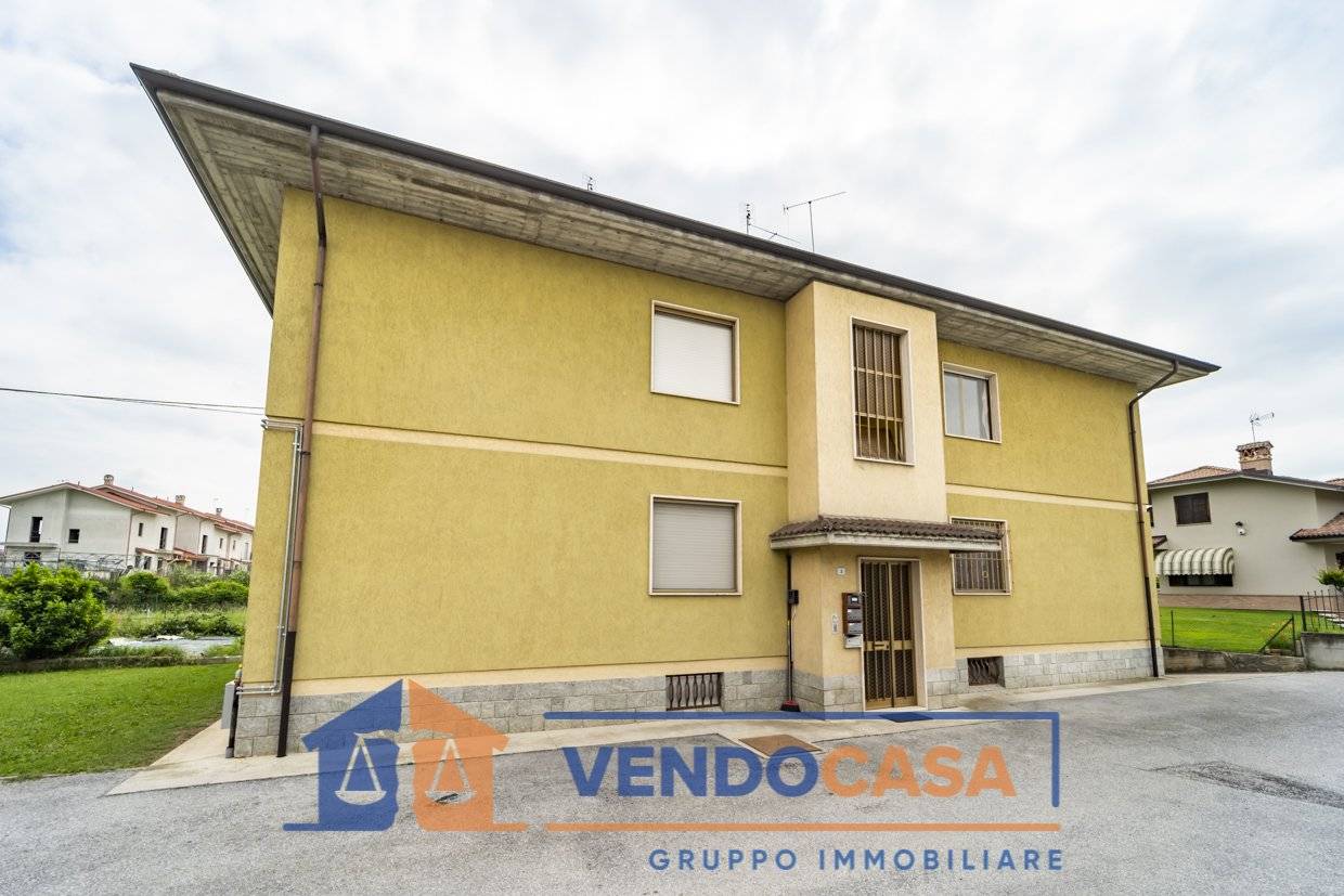 Trilocale via monviso 3, Centro, Castelletto Stura