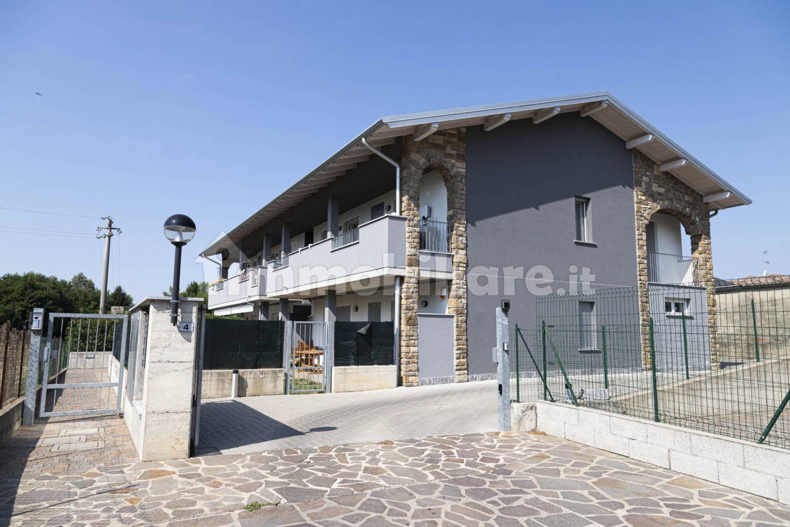 Trilocale via Piave, Solbiate, Solbiate con Cagno