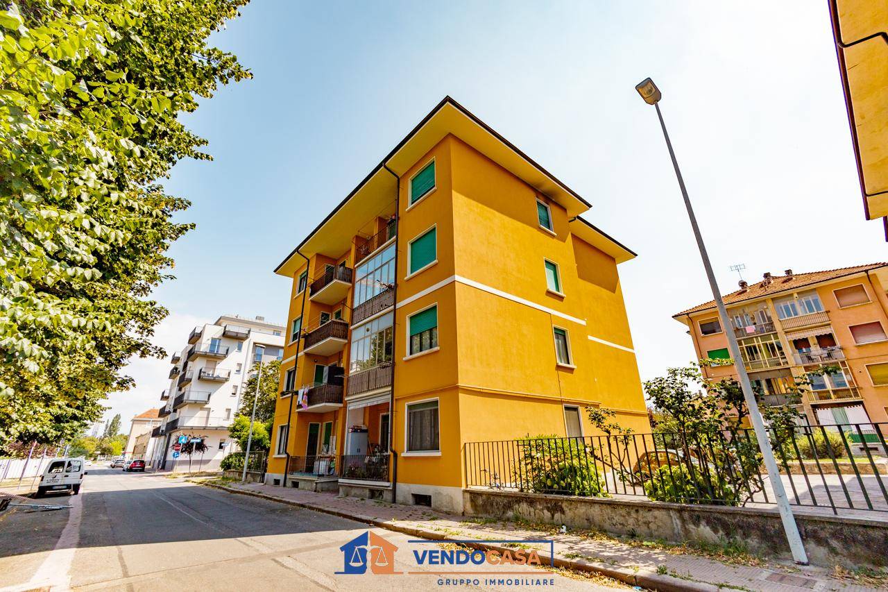 Bilocale via Felice Bertolino 12, Donatello, Cuneo