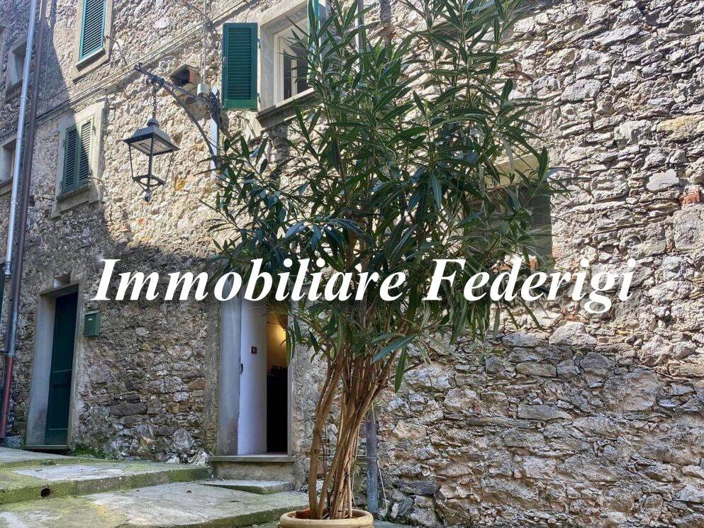 Trilocale via della Chiesa, Monte Marcello, Ameglia