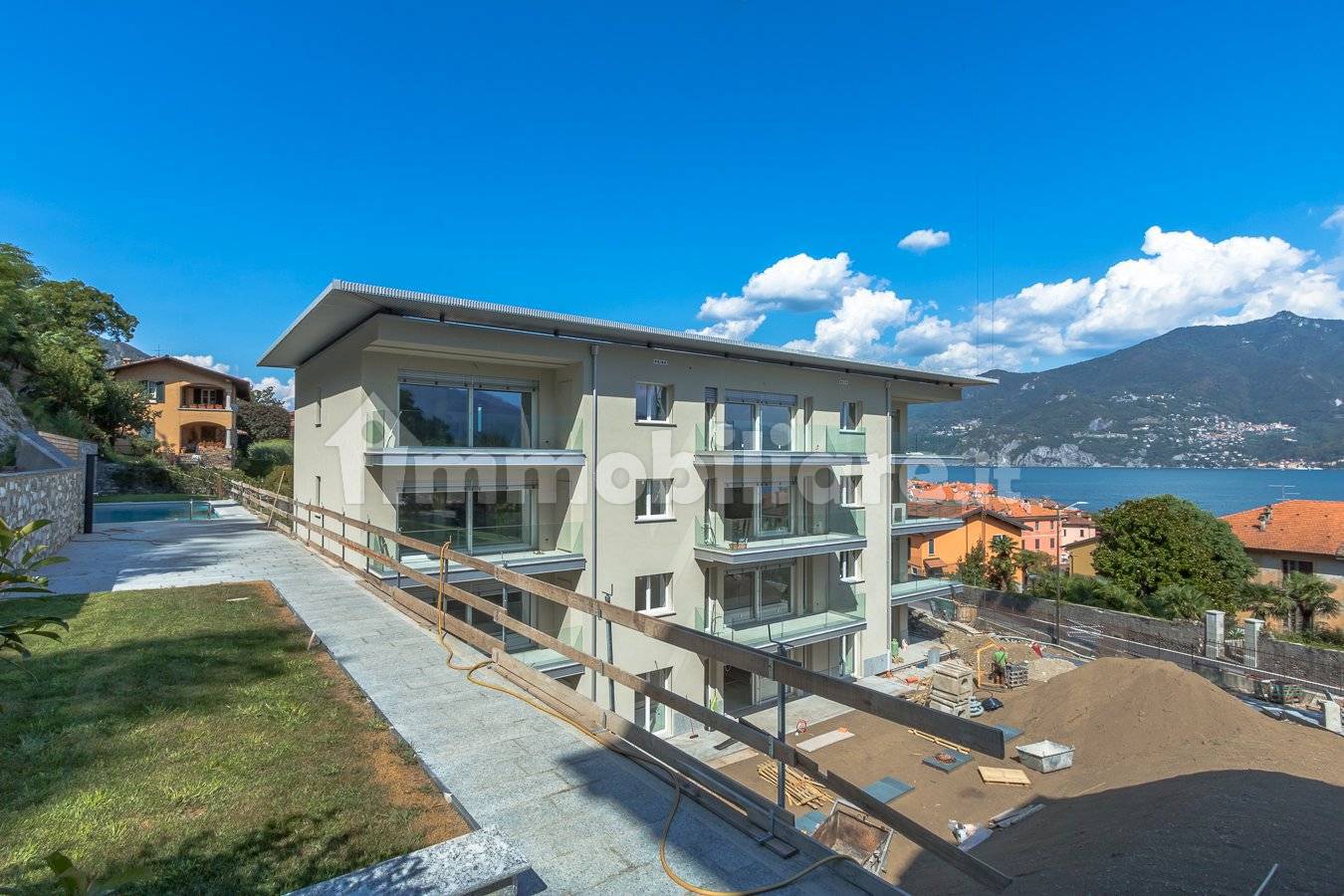 Trilocale via Luigi Cadorna, Centro, Menaggio