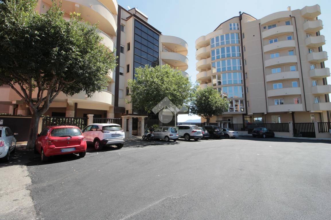 Posto auto - moto in Vendita