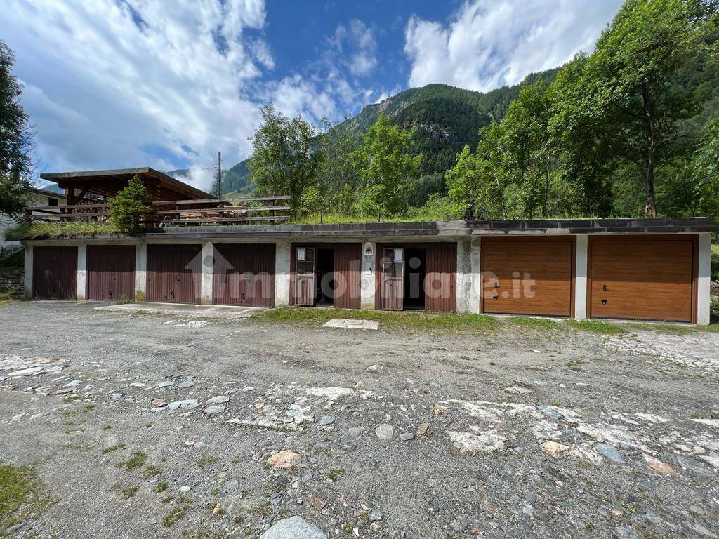 Bilocale via Portarezza, Centro, Campodolcino