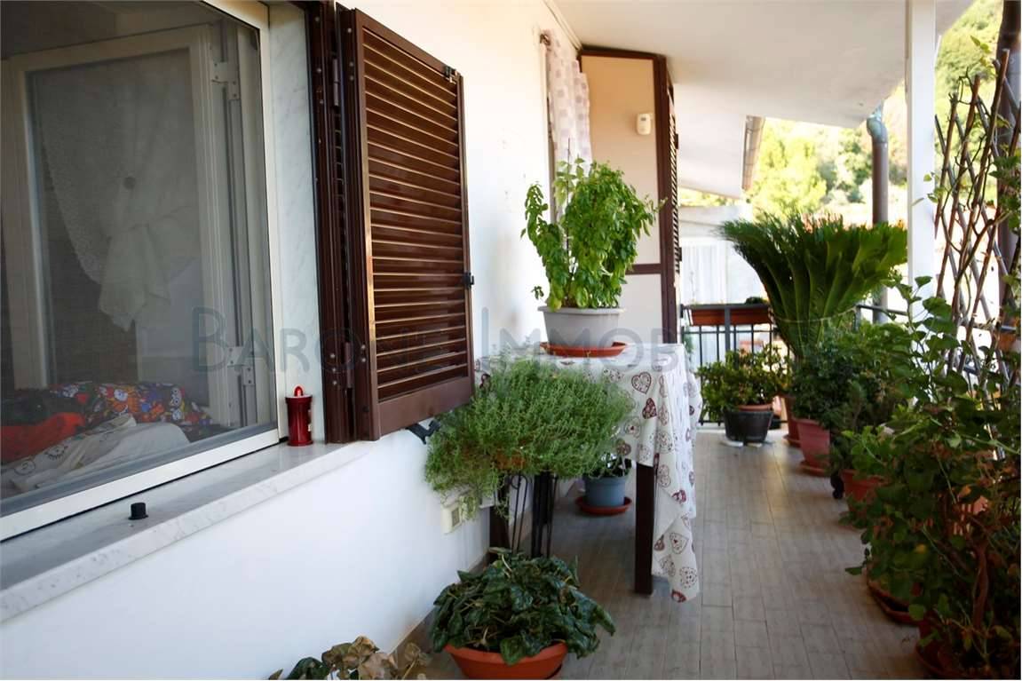 Appartamento via Fratelli Grassi, Mirteto, Massa