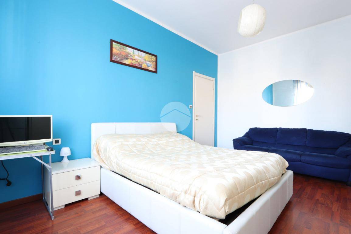 Trilocale via Trieste 23, Centro, Valenza