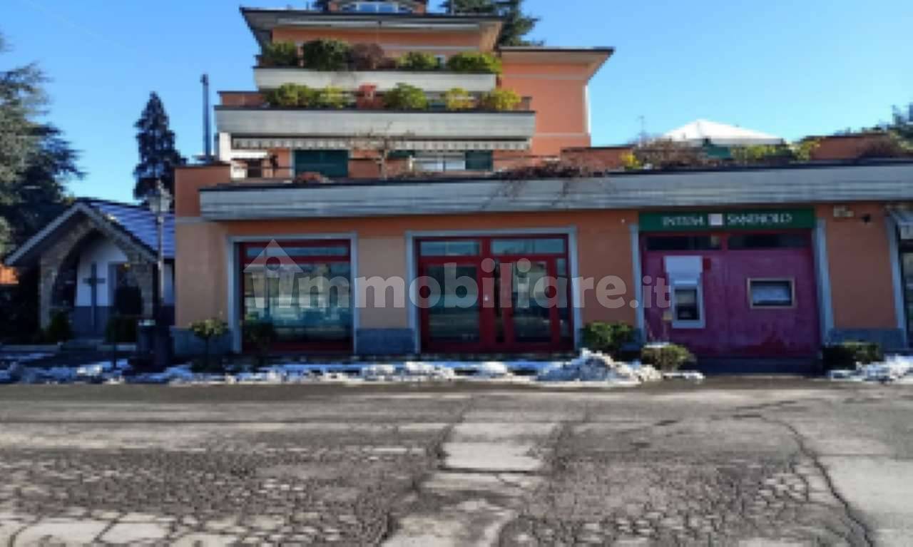 Locale commerciale in Vendita