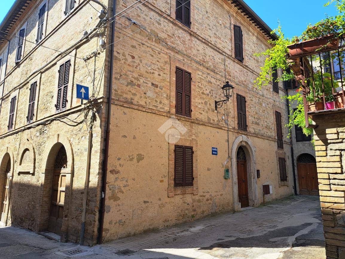 Appartamento via Santa Margherita, Centro, Bevagna