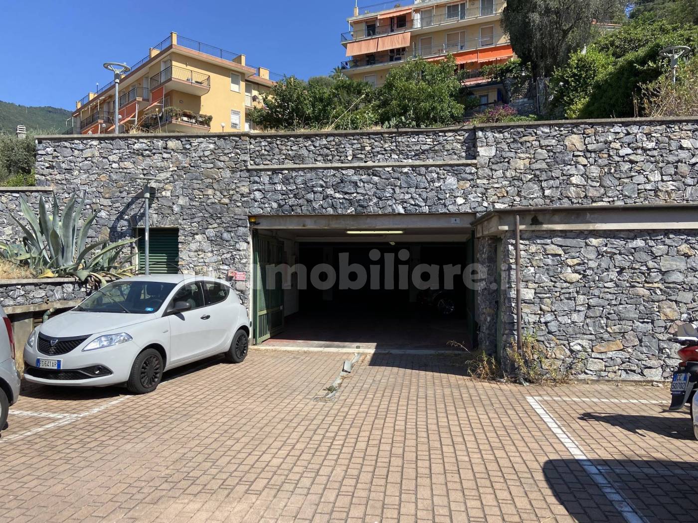 Garage - Box in Vendita