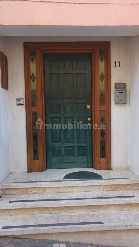 Trilocale via del Carso 11, Lioni