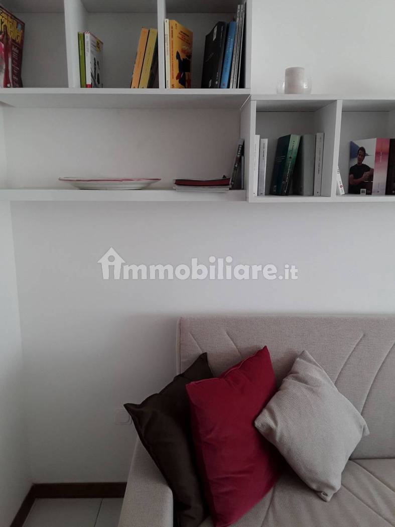 Bilocale via Mario Angeloni 78, Semicentro - Stazione, Perugia