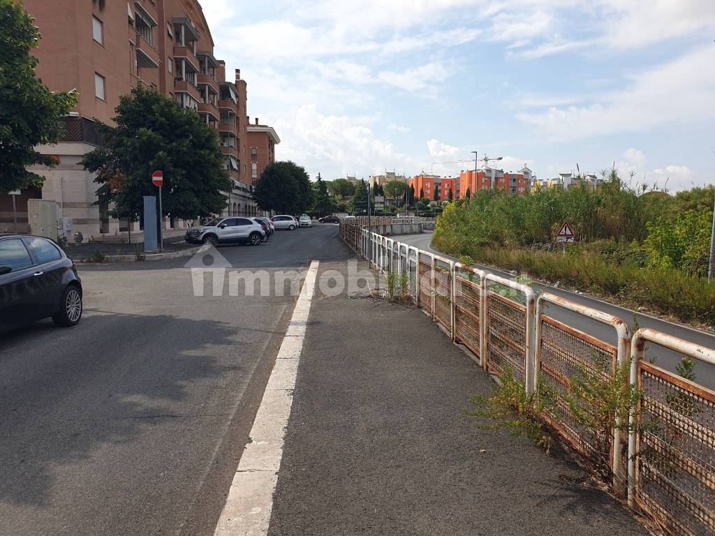 Locale commerciale via di Tor Vergata 289A, Roma, Rif. 97777112 ...