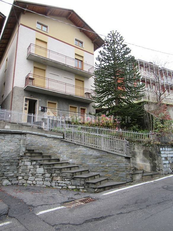 Quadrilocale via San Carlo 144, Centro, Lanzada