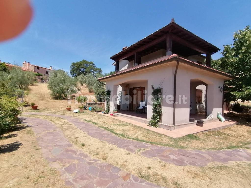 Vendita Villa unifamiliare in Case Sparse Capannone Sorano. Ottimo ...
