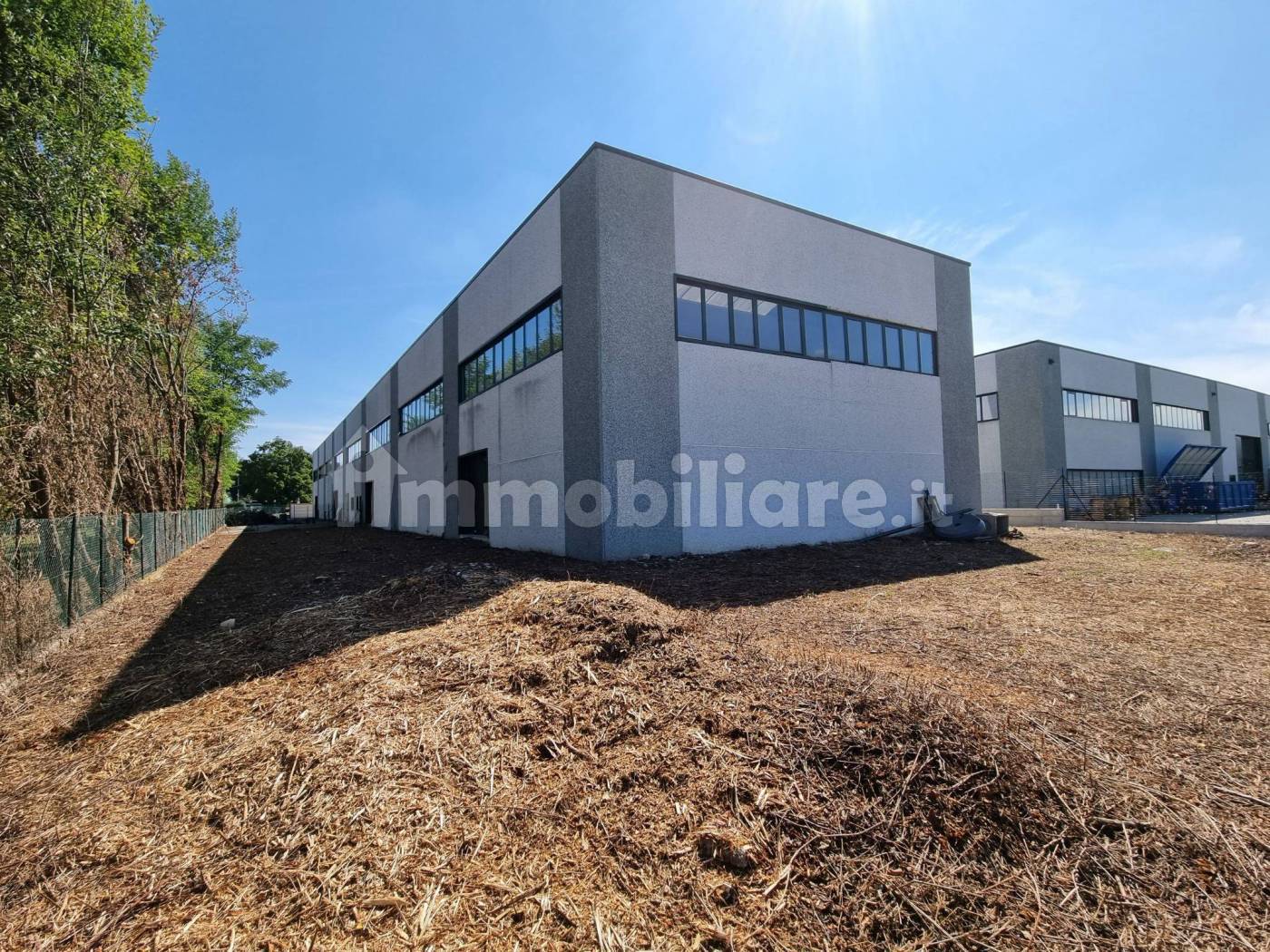Capannone in Vendita
