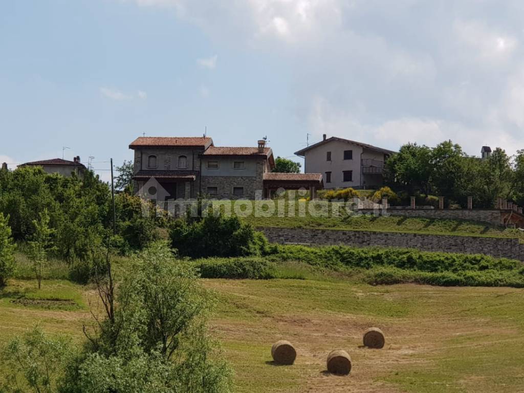 Vendita Villa unifamiliare in Strada Statale 45 di Val di Trebbia Travo ...