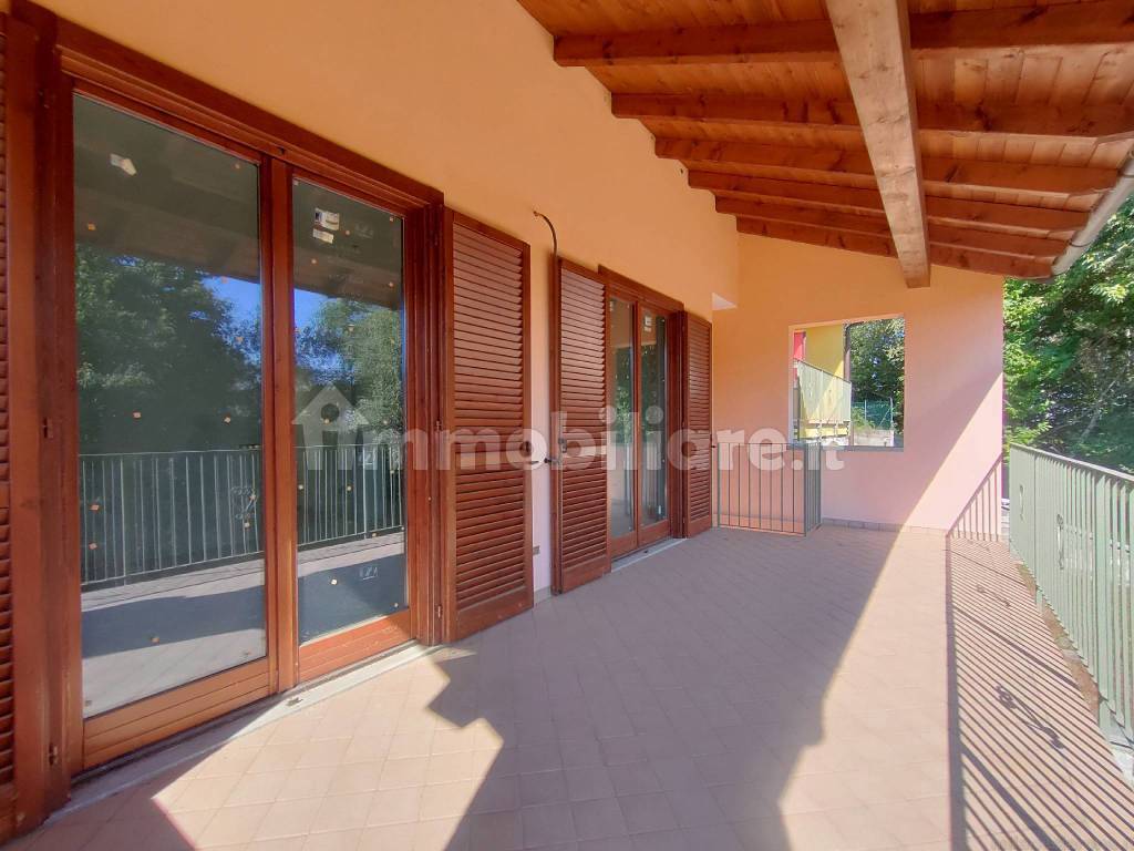 Vendita Villa a schiera in Case Sparse Poggio Alto Nebbiuno. Nuova ...