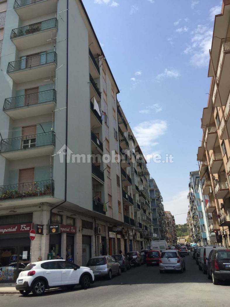 Trilocale via Torino 63, Centro, Crotone
