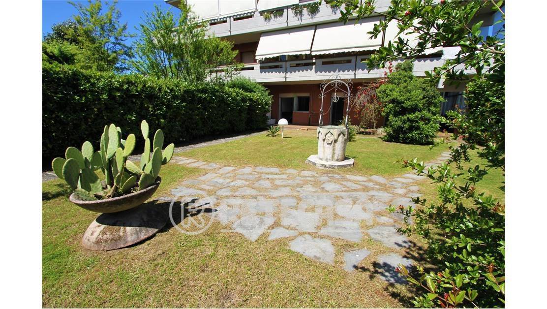 Quadrilocale vicolo Bigioni 9, Marina di Carrara, Carrara