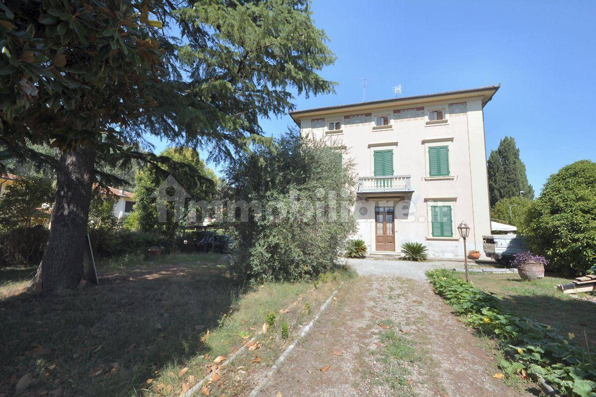 Quadrilocale Lucca, via di Sant&#x27;Alessio, Sant&#x27;Alessio - Carignano, Lucca