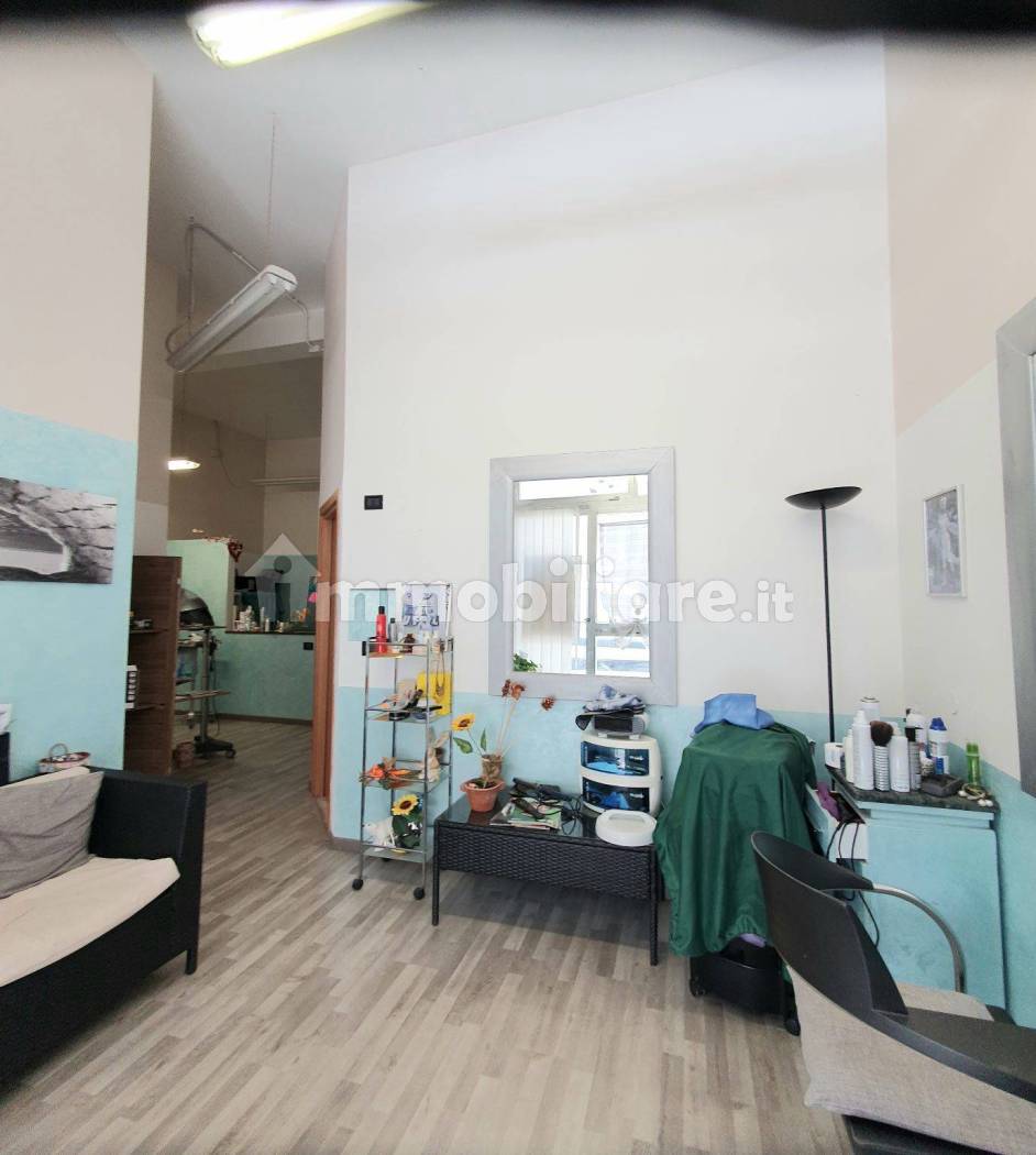 Parrucchiere - Barbiere in Vendita
