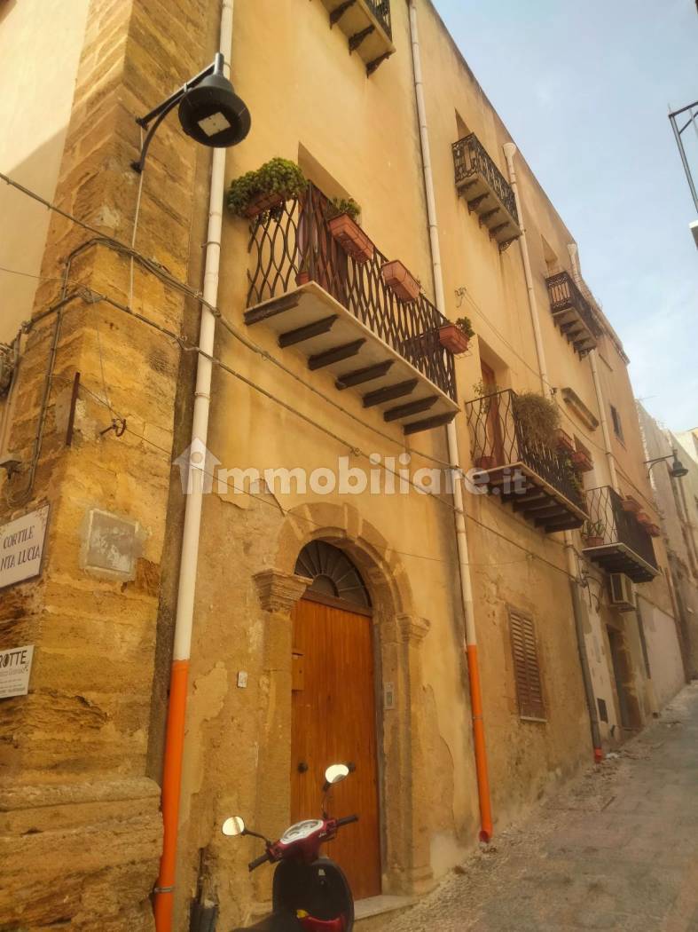 Appartamento vicolo Russo, Centro, Sciacca