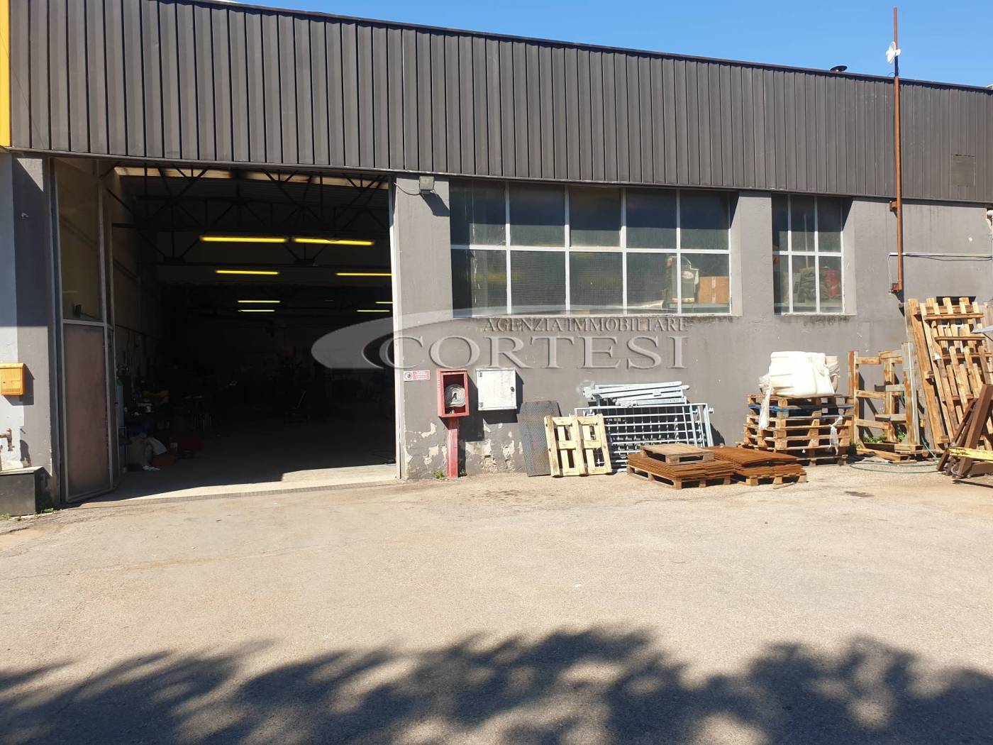 Negozio - Locale commerciale in Vendita