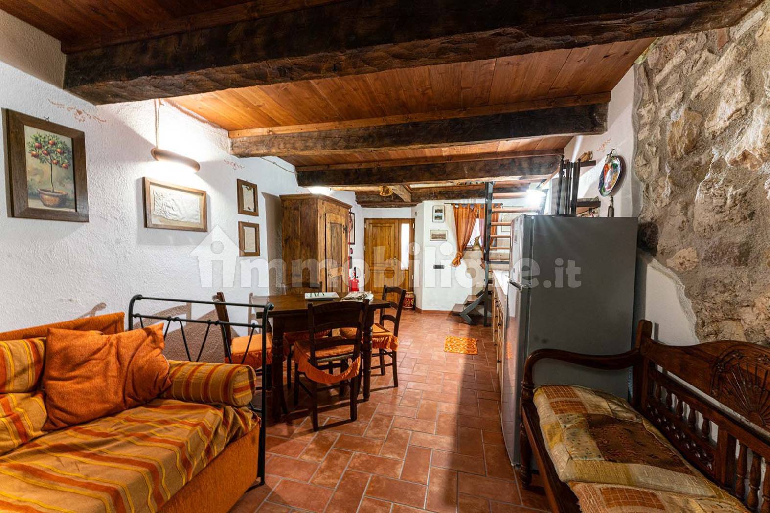 Trilocale via Roma 3, Centro, Semproniano