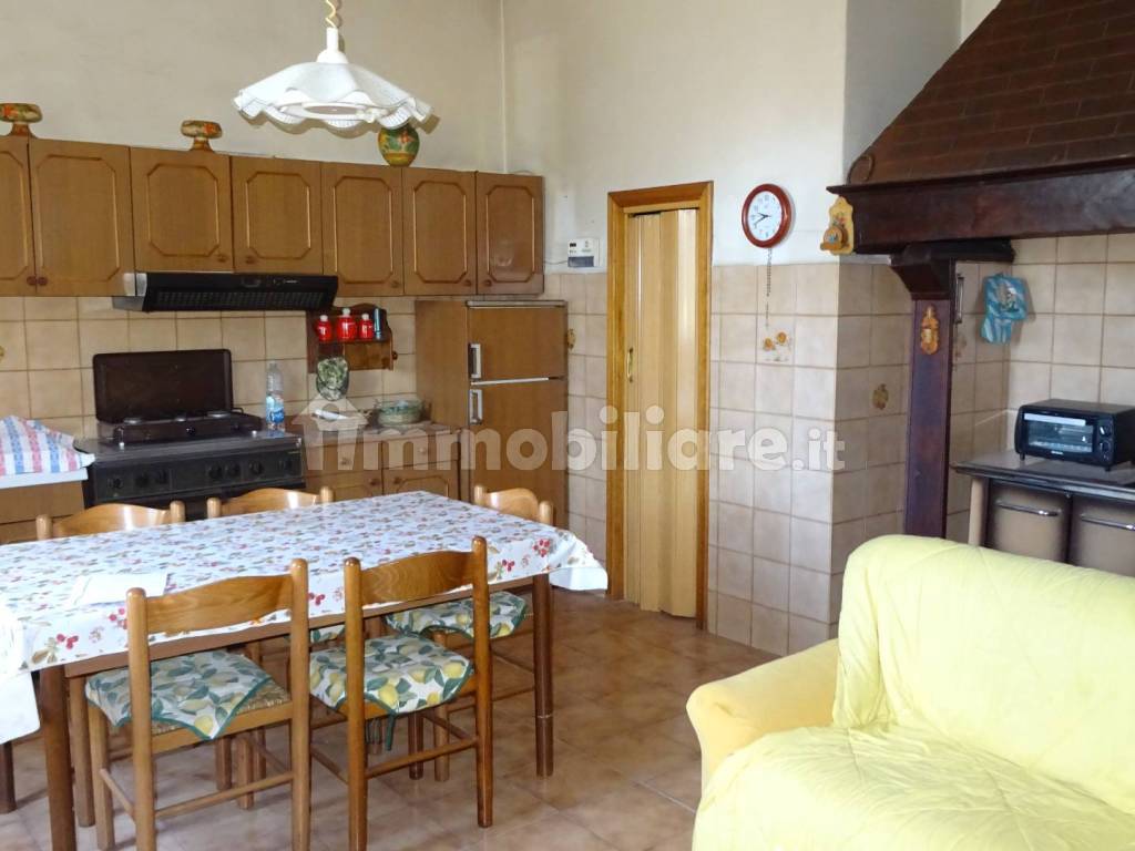 Vendita Villa a schiera in via Castiglioni 44 Montespertoli. Buono ...
