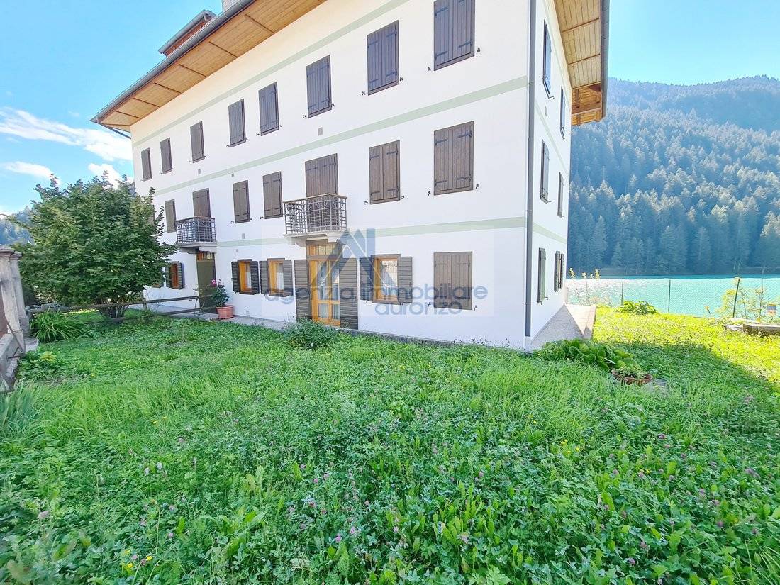 Appartamento via Cella, Auronzo, Auronzo di Cadore