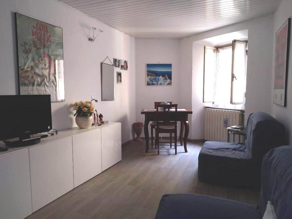 Bilocale piazza Duomo, 6, Centro, Carrara