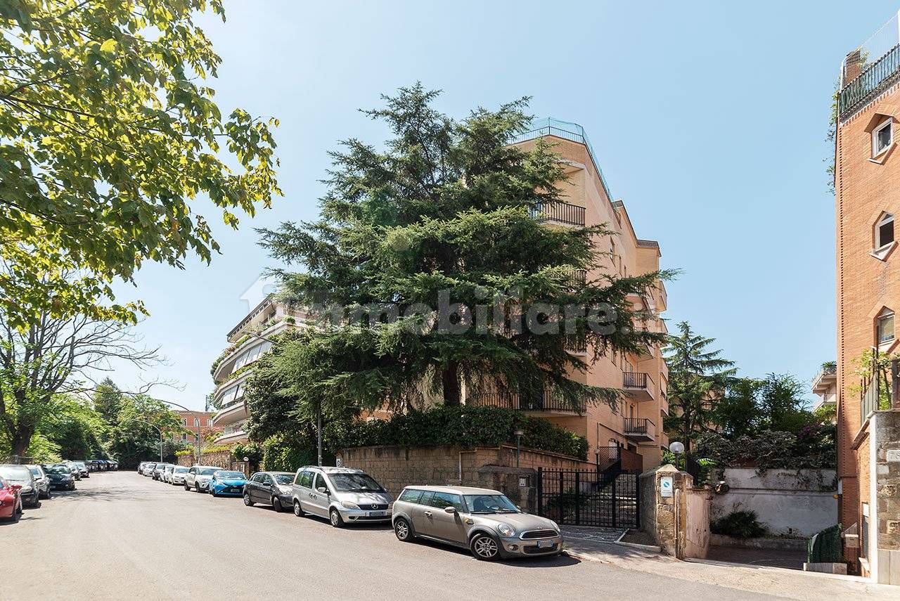 Quadrilocale via Nicola Pellati 80, Portuense, Roma