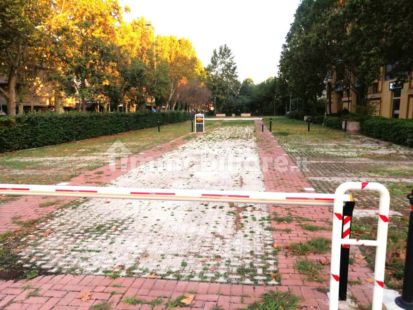 Posto auto - moto in Vendita