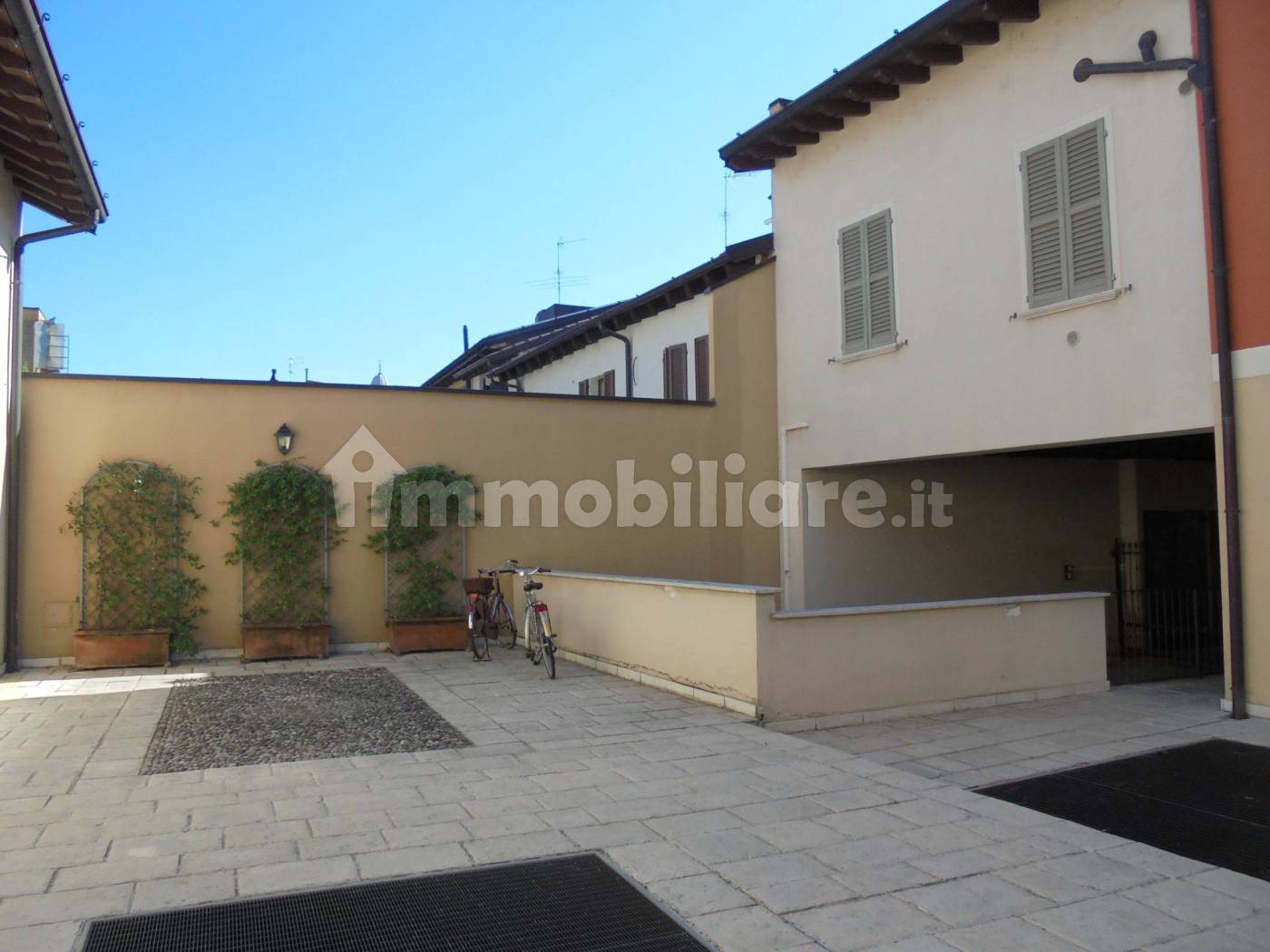 Trilocale via Zucchi Falcina 22, Centro, Soresina