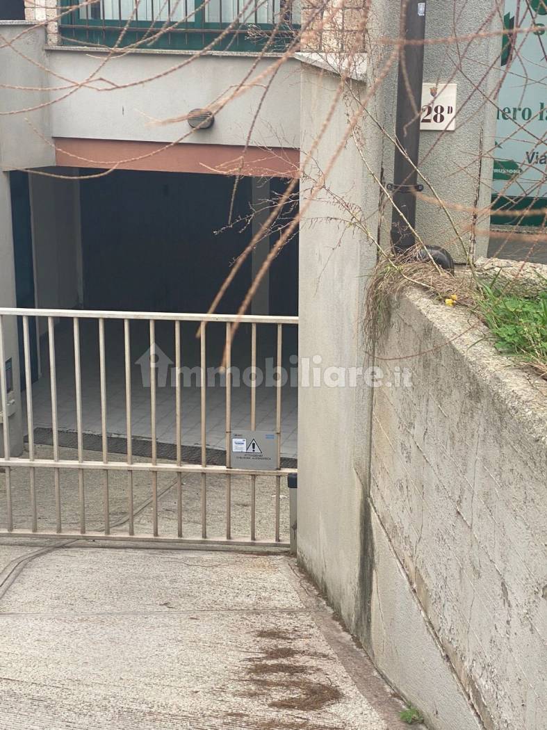 Garage - Box in Vendita