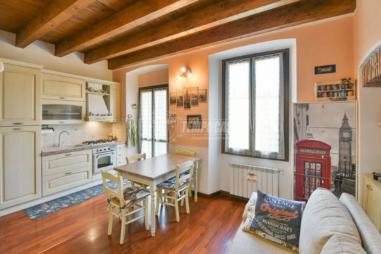 Bilocale via Prato 71, Albese con Cassano