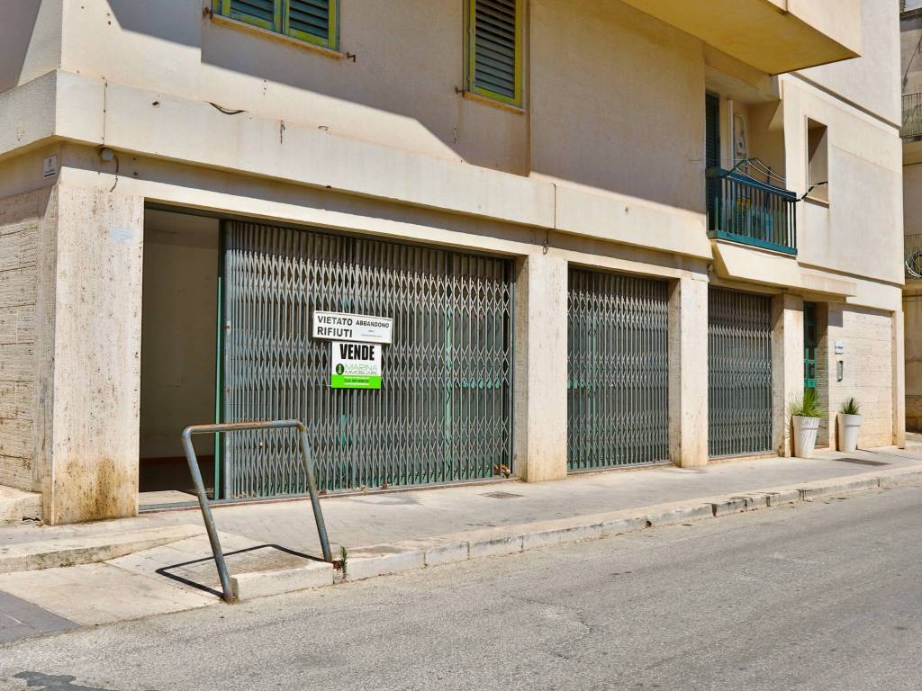 Ufficio - Studio via Roma 7, Ragusa, Rif. 98121838 - Immobiliare.it