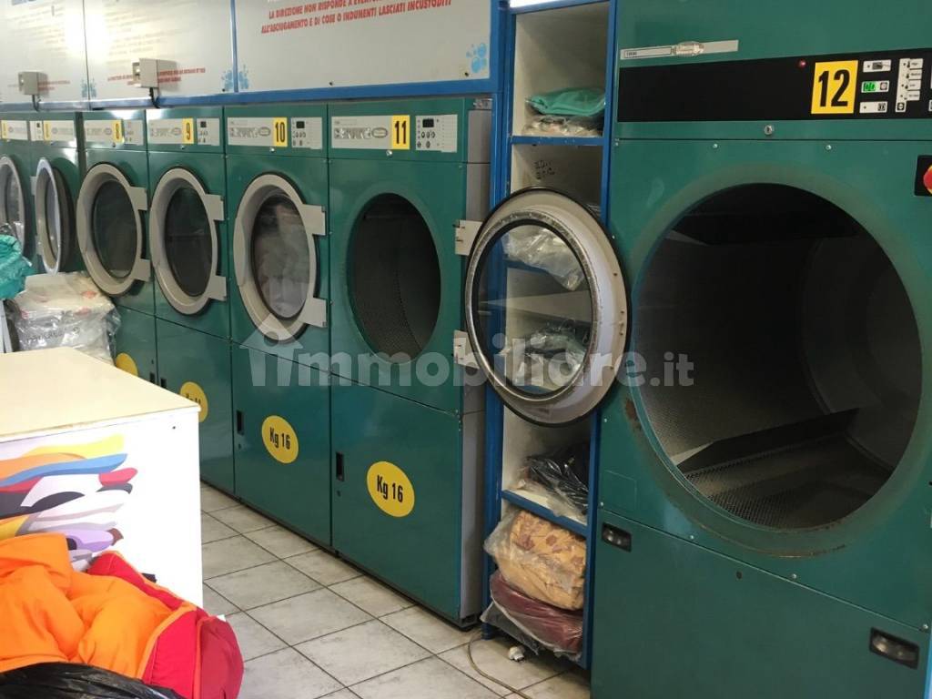 Lavanderia - Tintoria via Cornelio Labeone 114, Roma, rif. 98125436 ...