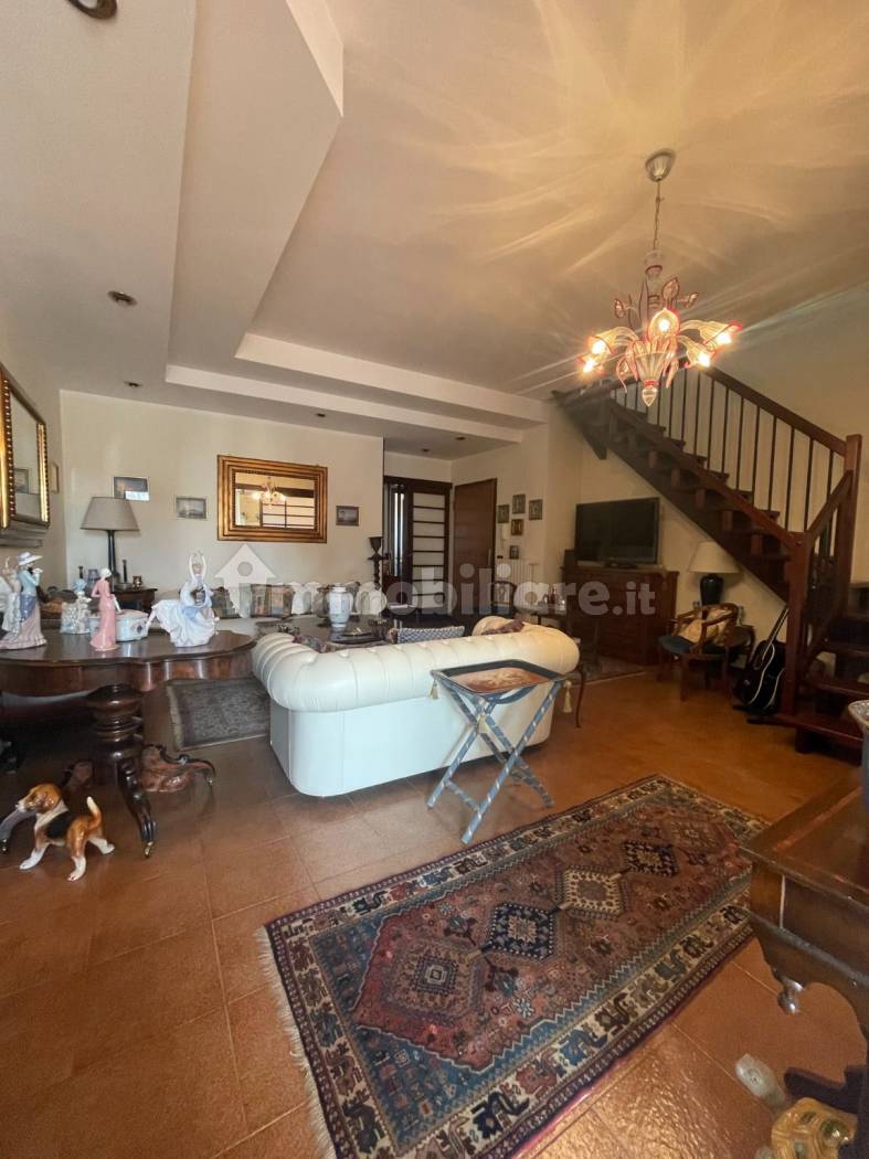 Appartamento via Agogna 15, San Martino, Novara