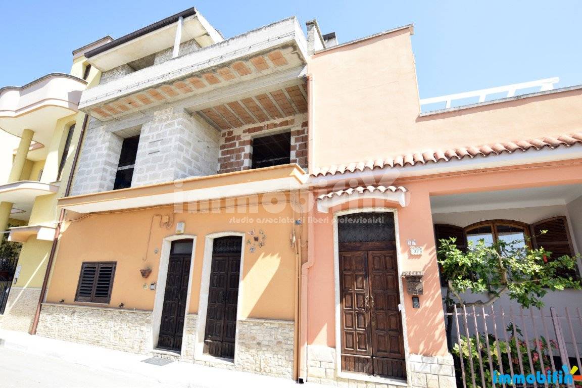 Appartamento nuovo, primo piano, Oria