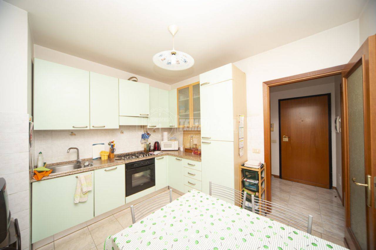 Trilocale via Campo di Marte 6, Semicentro - Stazione, Perugia